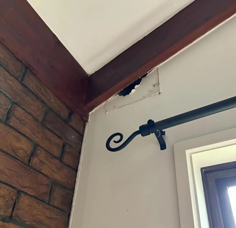 Tropfgeräusche In Der Wand